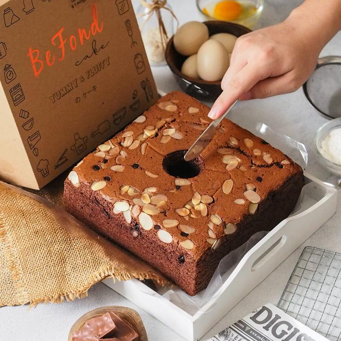Jual Choco Almond Cake - Fluffy Cake uk 20x20cm - Jakarta Barat ...
