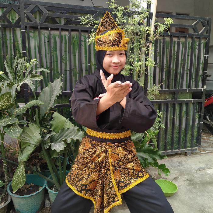 Jual Sembong Silat Costum Silat Kain Seni Praktis Indah Dan Aman Di ...
