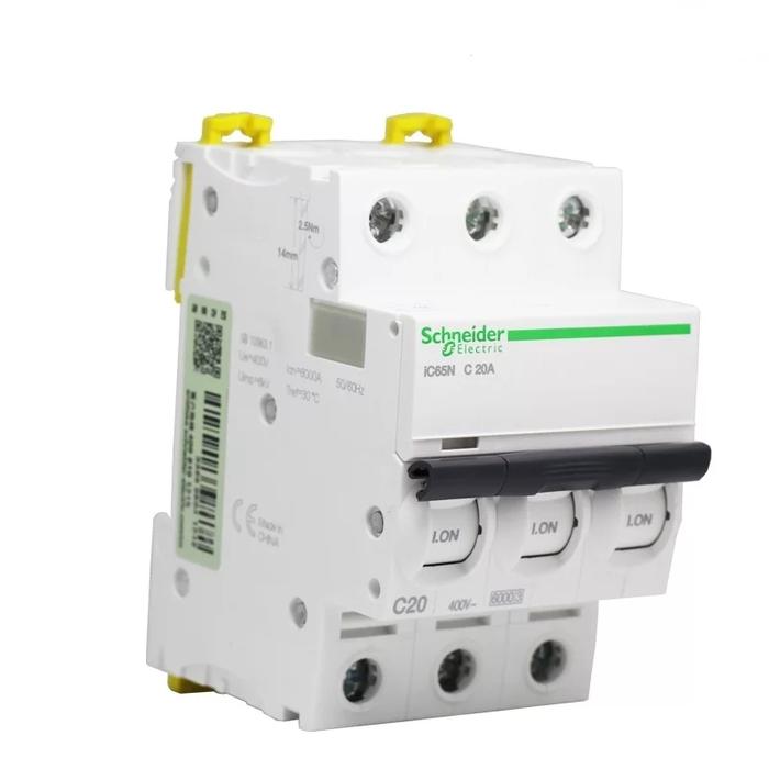 Jual Schneider MCB iC65N 4 Pole 32A / 4P-C32 - 1 Box - Jakarta Barat - NetCom12 | Tokopedia