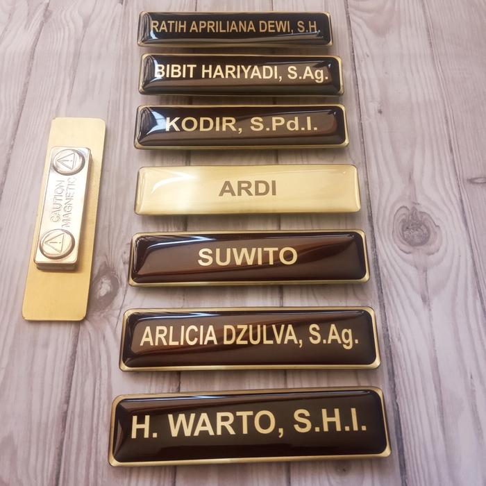 Jual name tag kuningan magnet resin custom - Kab. Bandung - Rival ...