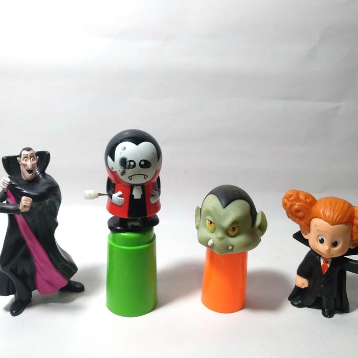 Jual Dracula Drac Vampire Toys Beast Monster Nosferatu Dennis ...