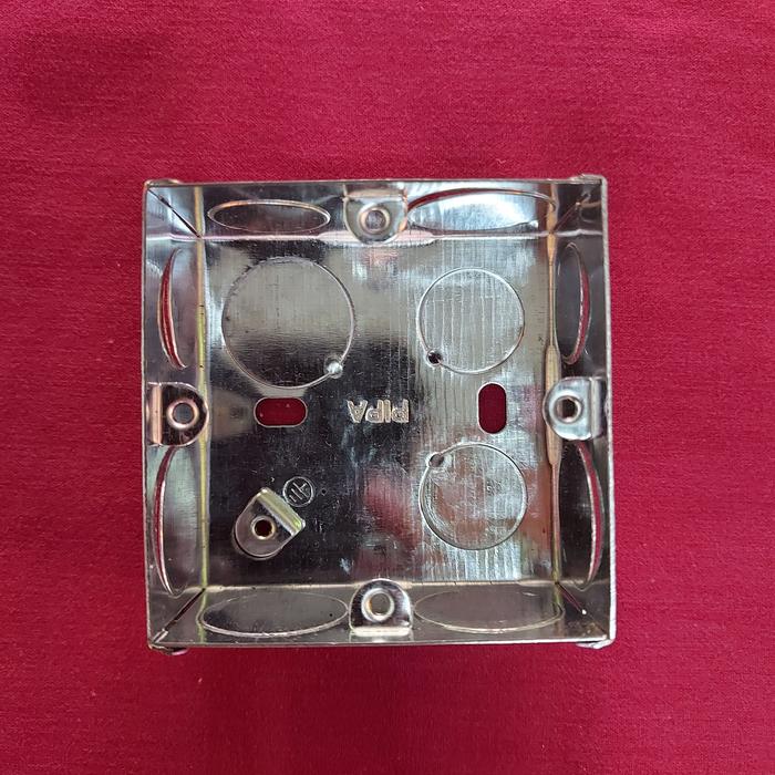 Jual 3335 Rumah Mangkok Saklar Stop Kontak IB/InBow Dus Kaleng TM ...