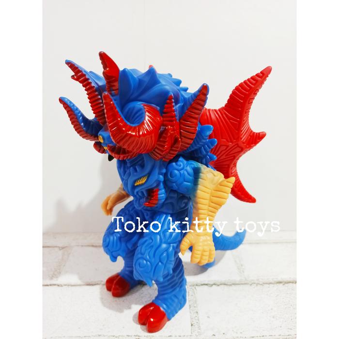 Jual MONSTER ULTRAMAN TAIGA MONSTER DX GRIMDO ACTION FIGURE ULTRAMAN ...