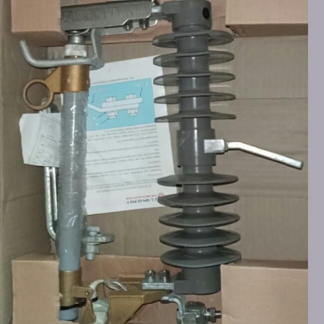 Jual Fuse Cut Out Polymer / FCO Polymer 20KV 100A - Jakarta Pusat ...
