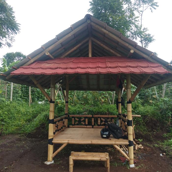 Jual saung bambu atap genteng metal ukuran 2x2 harga satuan unit - Kota ...