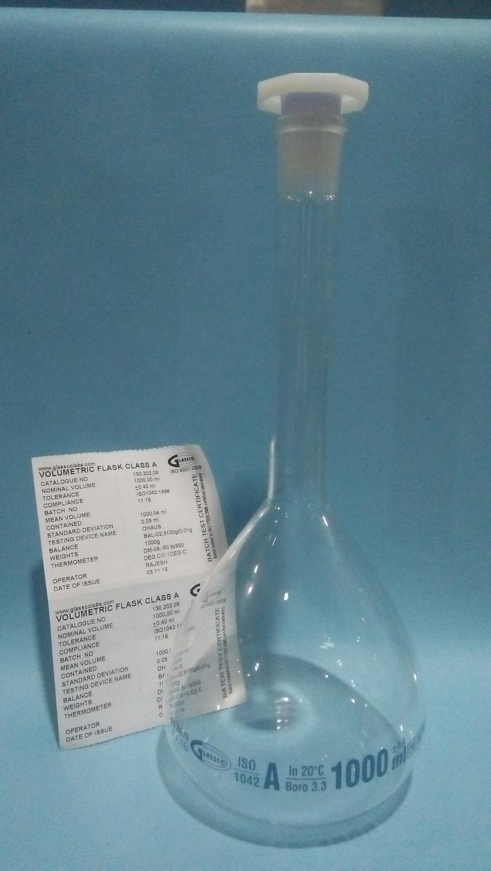 Jual Labu Ukur / Volumetric Flask 1000 ml, certificate, Glassco 130.202 ...