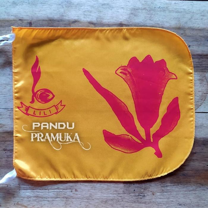 Jual bendera regu pramuka putri bunga lili - Kota Surakarta - Pandu ...