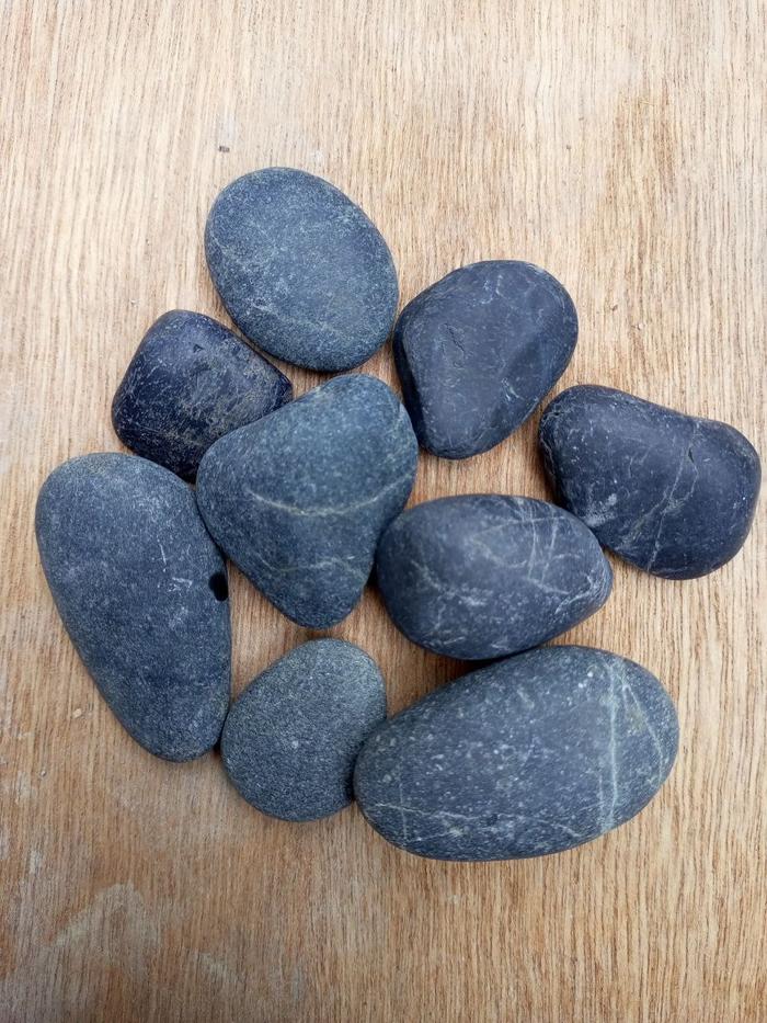 Jual Batu Koral Sikat Hitam Super 1/2 Cm - Jakarta Barat - Rofah Stone ...