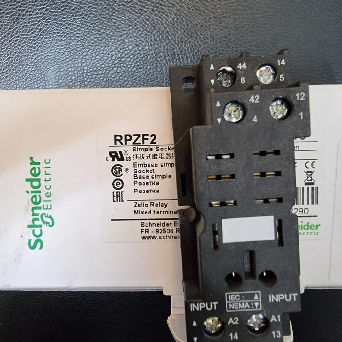 Jual socket relay schneider rpzf2 - Jakarta Barat - sentra listrik ...