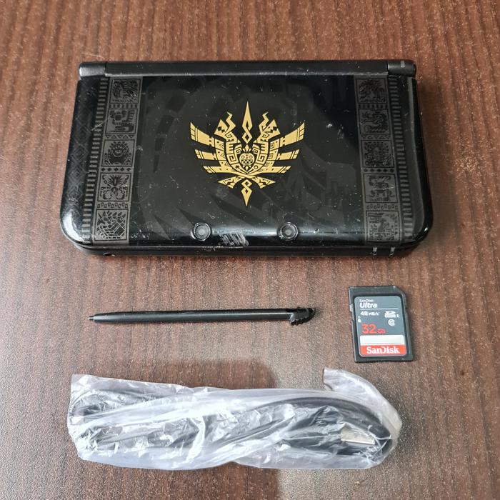 Jual Nintendo 3DS LL Monster Hunter 4 Edition + 32GB Full Games MURAH! - Kota Bandung ...