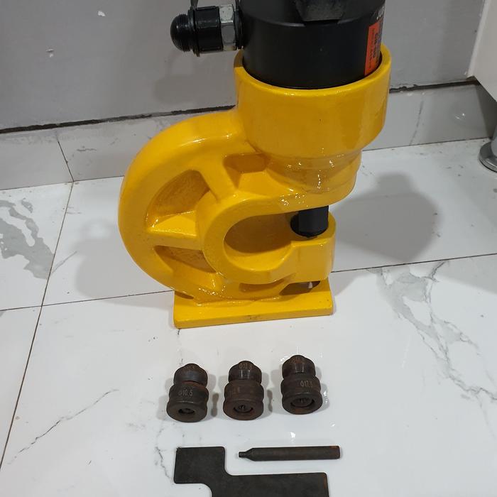 Jual Busbar Punching Tool CH 60 Hydraulic Mesin Pelubang Besi - Jakarta ...