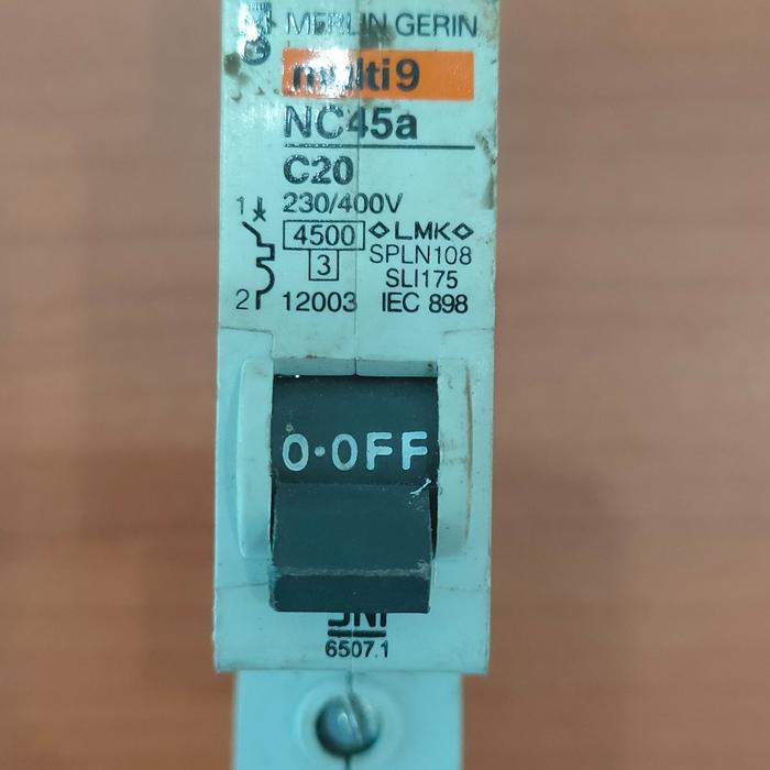 Jual MCB Merlin Gerin multi9 NC45a C20 - Jakarta Barat - CV Dian Jaya Makmur | Tokopedia