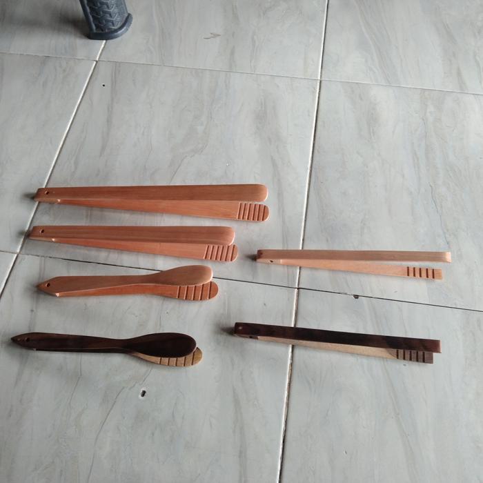 Jual Capitan Makanan Kayu / Capit Makanan / Penjepit Makanan / Wooden ...