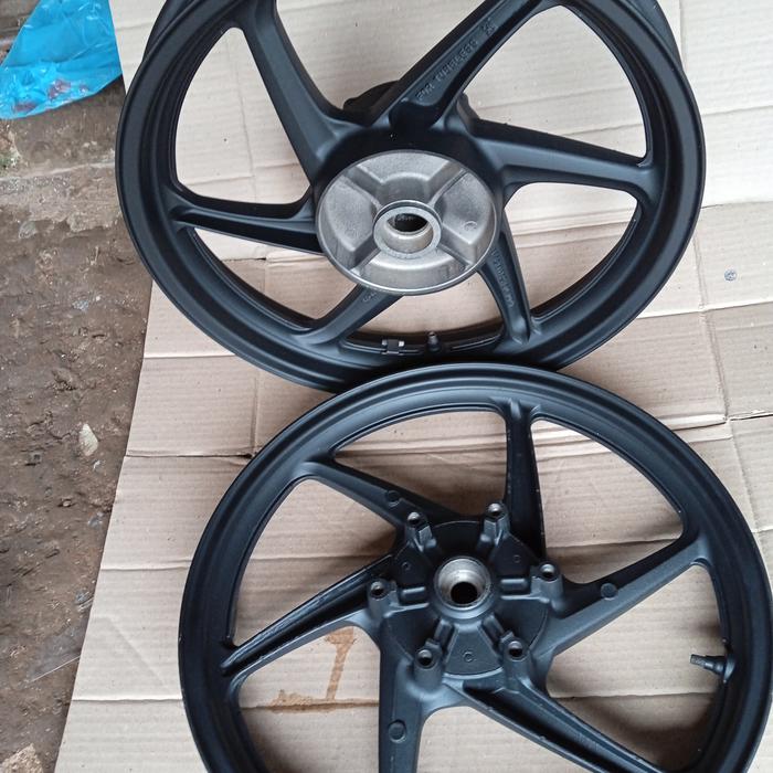 Jual pelek racing cbr old pelek racing megapro new monoshock - Kab ...