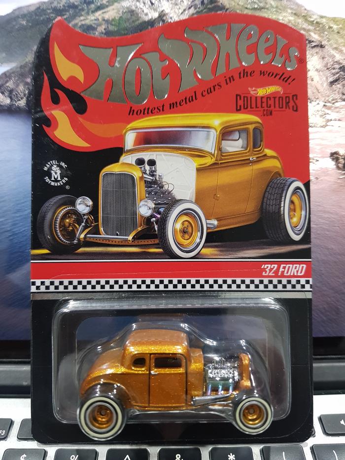 Jual Hot Wheels RLC series '32 Ford Gold paint real riders - Kab ...