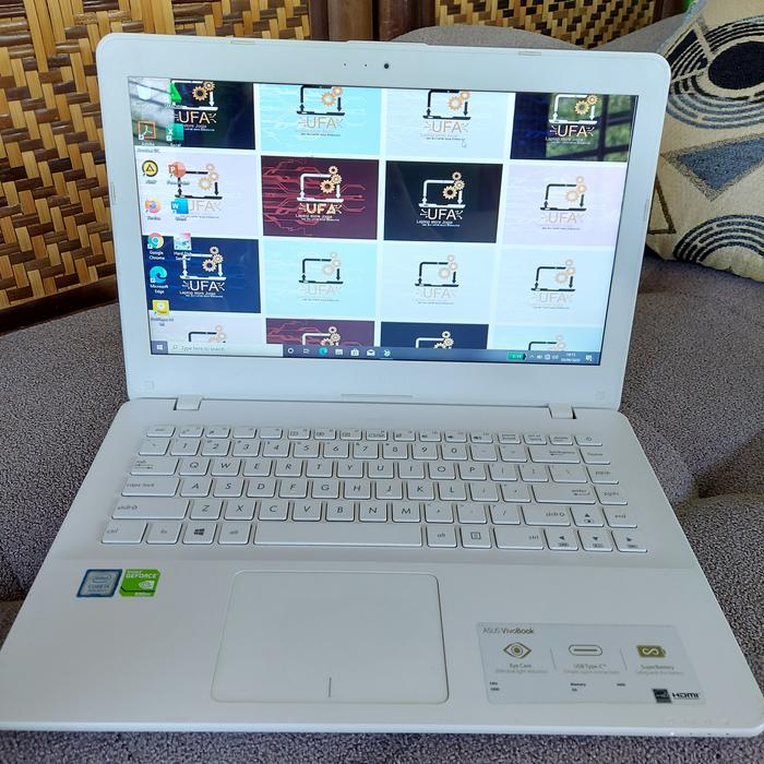 Jual Laptop editing gaming putih mulus asus A442U i5 8th ram 4GB hdd ...