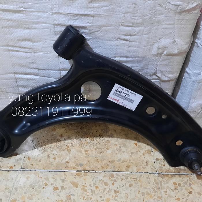 Jual ARM SUB ASSY,FRONT SUSPENSION RH 48068-09230 TOYOTA ALLNEW YARIS ...