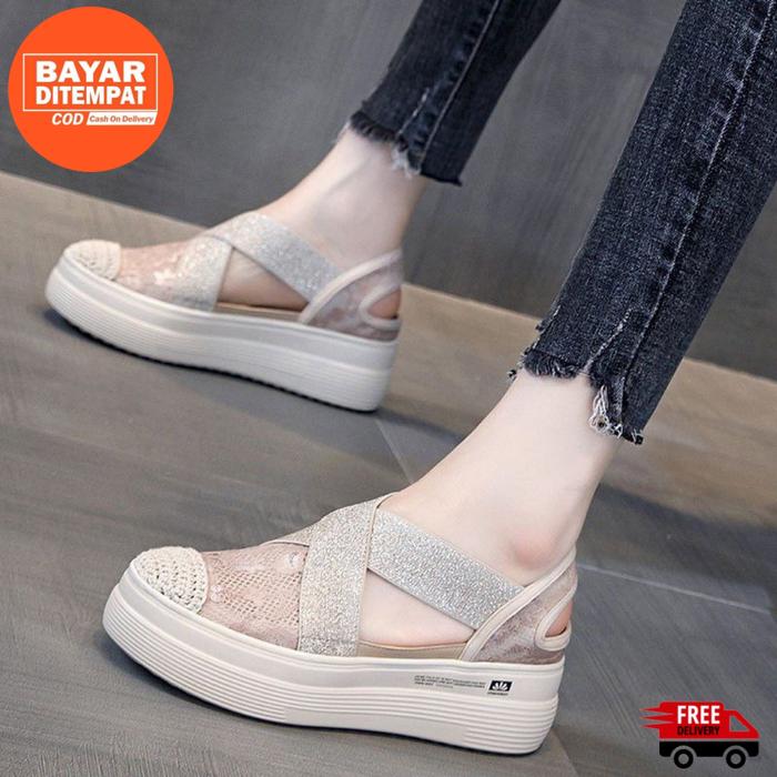 Sepatu Wedges Wanita Modis