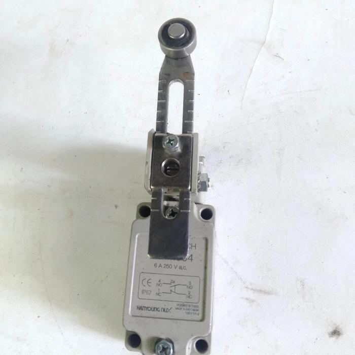 Jual Limit switch hanyoung nux hy - m904 - 6a - 250v - a,c,monggo ...
