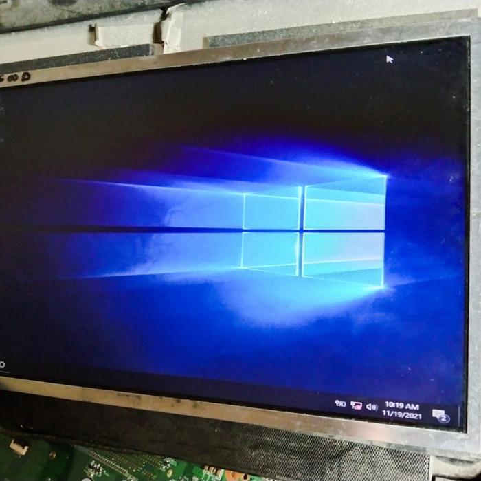 Jual LED 11,6 inch Tebal 40 pin mulus bening Tanpa kuping sudah test ...