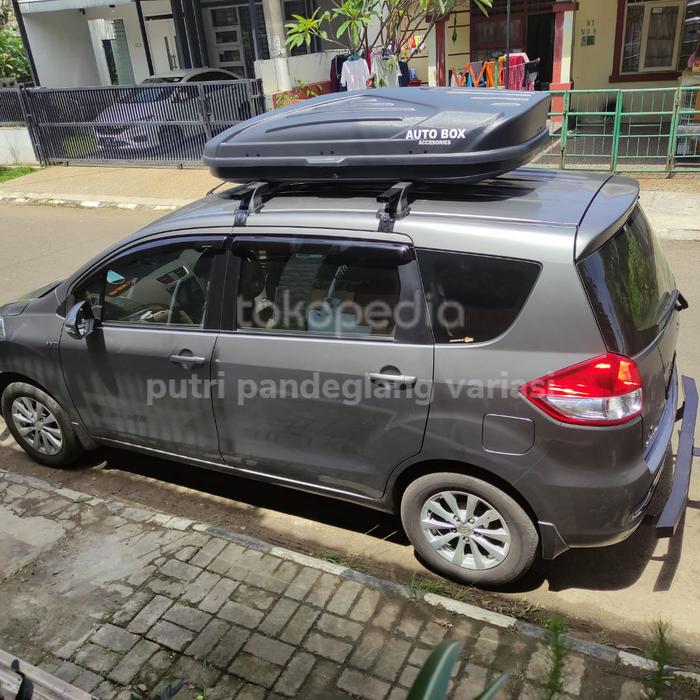 Jual roof box atas mobil ukuran 600 liter+cross bar jepit body - Kota ...