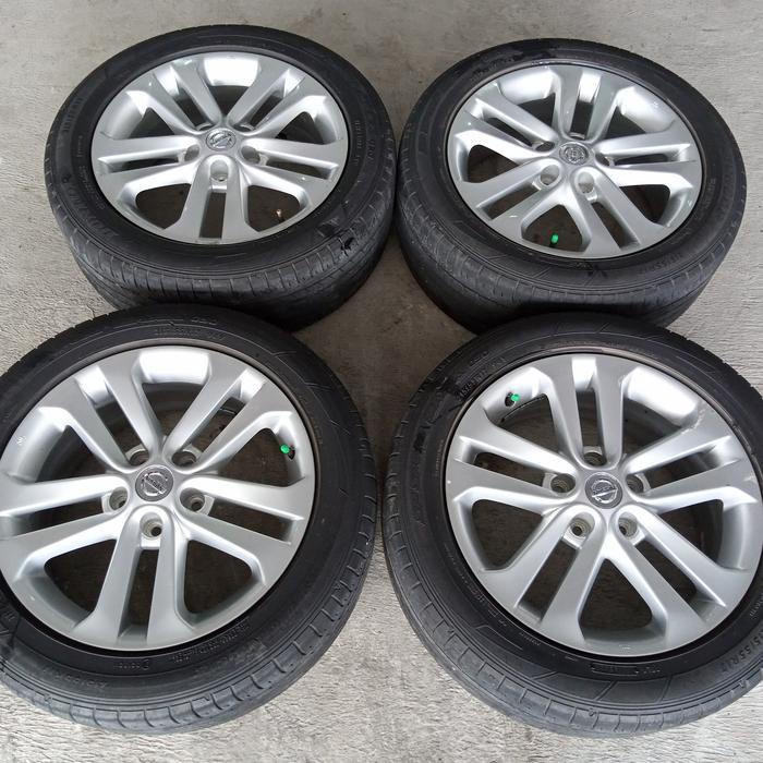 Jual velg bekas OEM mobil Nissan Juke R17 plus ban Dunlop 215/55 - Kota ...