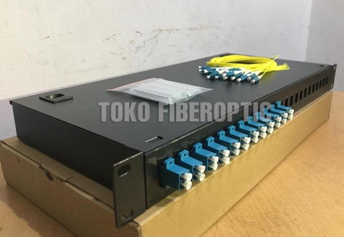 Jual OTB 12 port rackmount LC singlemode/ODF 12 port LC+ pigtail LC ...