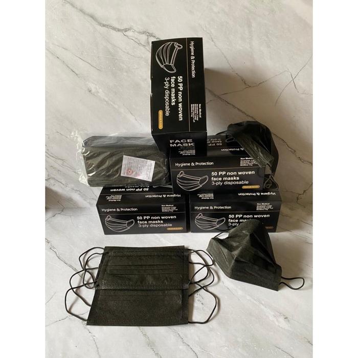 Jual MASKER 3 PLY HITAM/MASKER HITAM ISI 50 PCS KEMENKES - Disposable ...