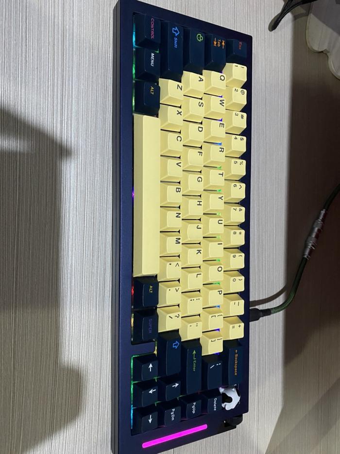 Jual Custom Mechanical Keyboard Voice 65% Blurple CW by OwLab 2020 ...