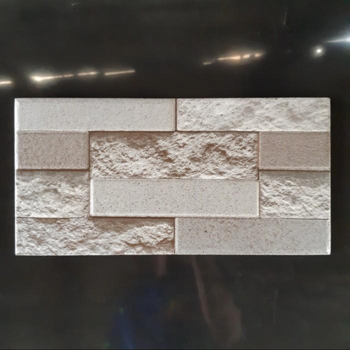 Jual keramik batu alam dinding 20x40 eminence textur matte timbul - Kab ...