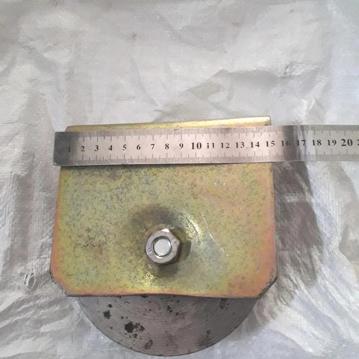 Jual roda besi super 15 cm - roda+casing, rel besi siku - Kab. Tegal ...