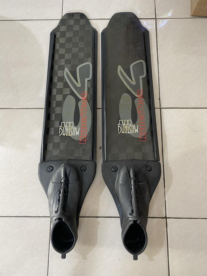 Promo Longfins Fins Fin Longfin C4 Carbon mustang ht hypertech Medium ...