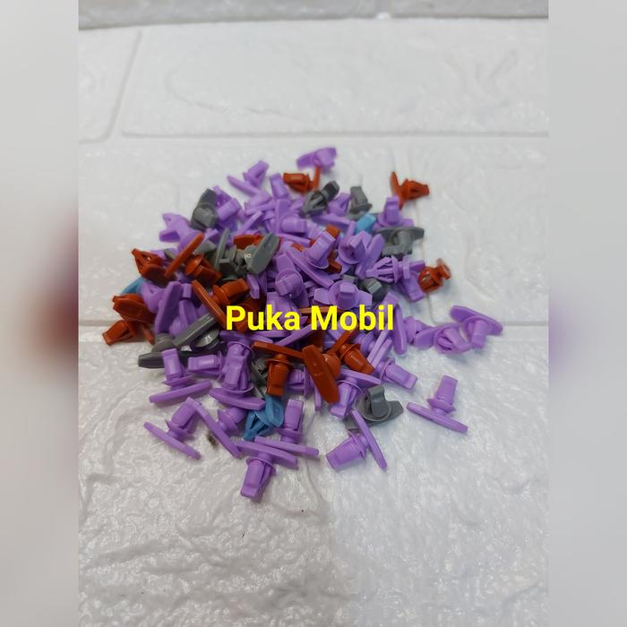 Jual Klip Kancingan Karet Pintu Model T Gerigi Warna Warni - Kota ...