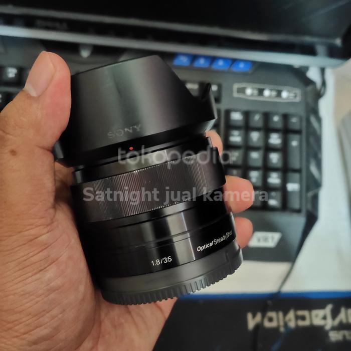 Jual lensa fix sony 35mm f1.8 oss apsc fulset like new - Kota Semarang ...