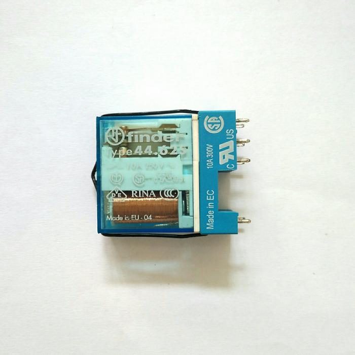 Jual Finder Relay 44 62s 24vDC Coil 5A Load with PCB type Socket Kaki 8 ...
