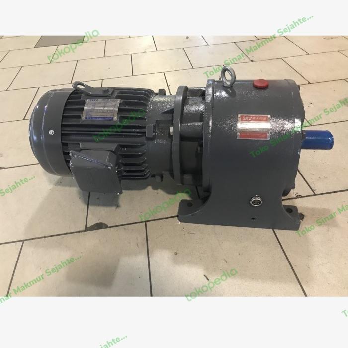 Jual Gear motor Teco 5 hp ratio 20 gear SKT E45 model horizontal 3 ...