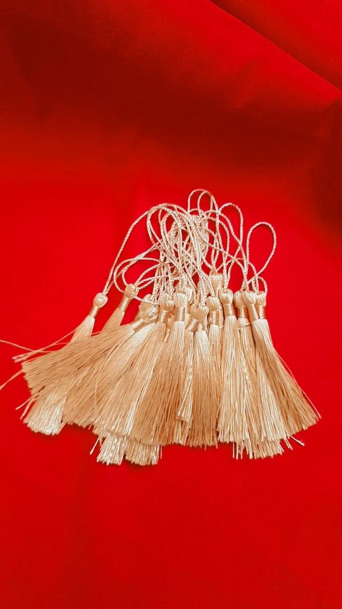 Jual TALI RUMBAI GOLD / TASSEL GOLD HIASAN HANGTAG - Jakarta Pusat ...