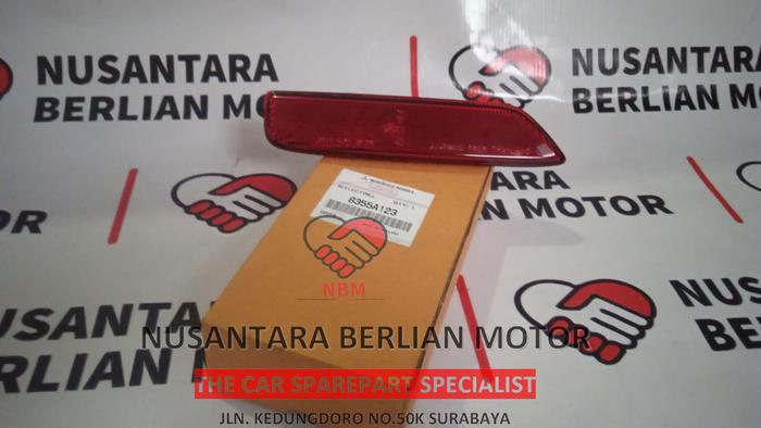 Jual REFLEKTOR BUMPER XPANDER CROSS 8355A124 ORIGINAL PARTS MITSUBISHI ...