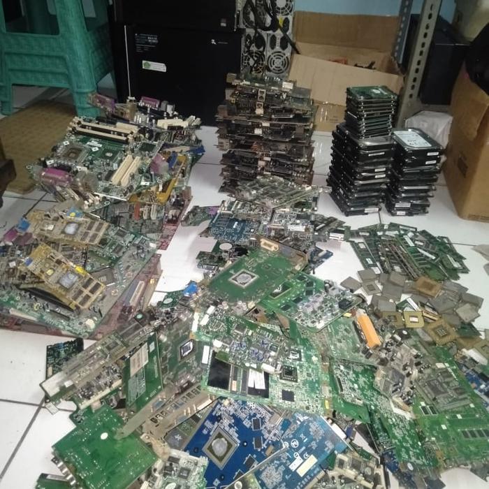 Jual Menerima Scrap atau Limbah Elektronik Komputer Dgn Hrg Tinggi ...