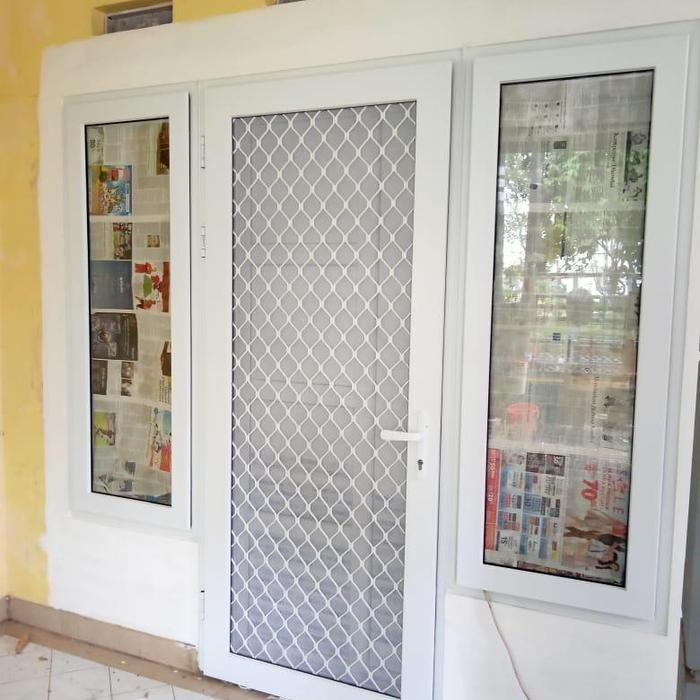Jual PINTU KAWAT NYAMUK WARMESH/PINTU UPVC - Jakarta Barat - risckyshop ...