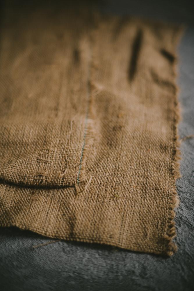 Jual kain Burlap dari karung goni bekas rustic recycle props foto ...