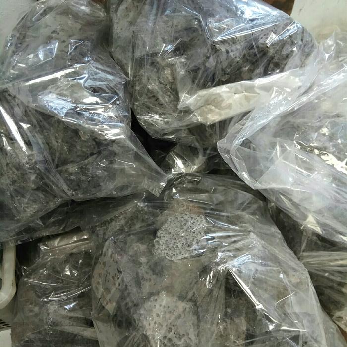 Jual Batu Bakaran Grill Stone 6kg Vulkanik Lava Rock Untuk Kompor Di ...