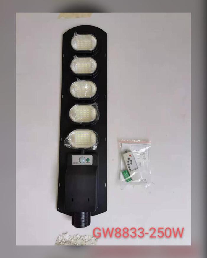 Promo Lampu Jalan LED SOLARCELL 250WATT PJU Tenaga Matahari 250Watt ...
