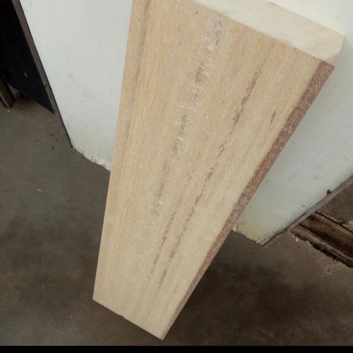 Jual Balok Kayu Meranti ukuran 5,4 cm x 13,5 cm x 1 meter serut - Kota ...