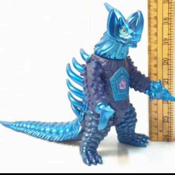 Jual Monster Ultraman Kaiju Tyrant Blue Metalic Figure - Jakarta Utara ...