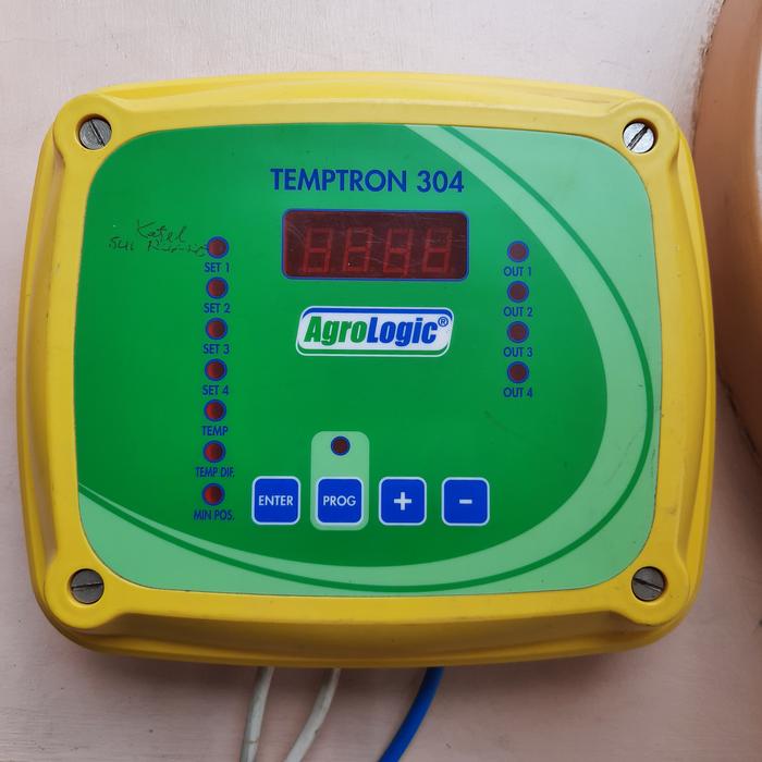 Jual Agrologic Temptron 304 otomatis suhu & kelembapan kandang ayam ...