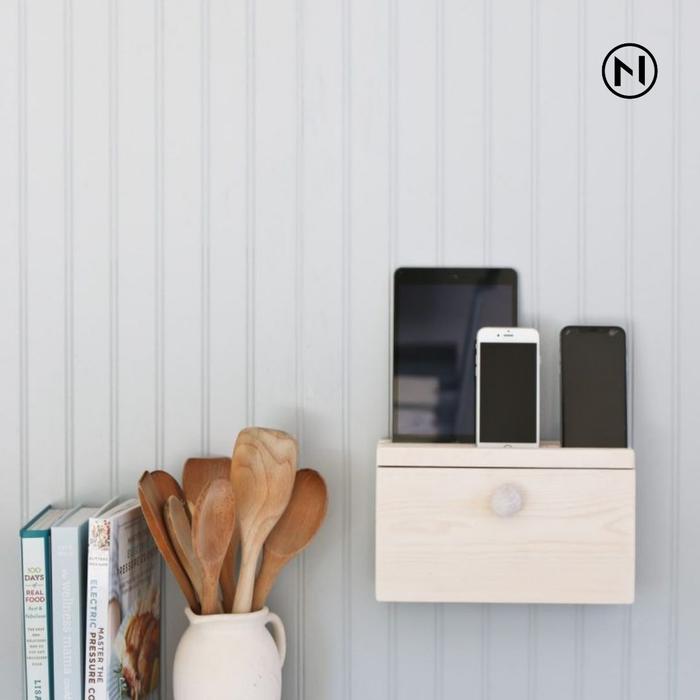 Promo Charging station Kotak tempat charger HP dan tablet tempel ...