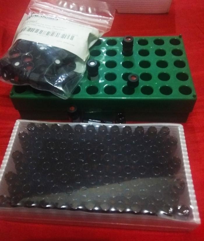 Jual Set Botol Sample Vial 2 ml Amber with PTFE Cap Plus Rack Vial ...