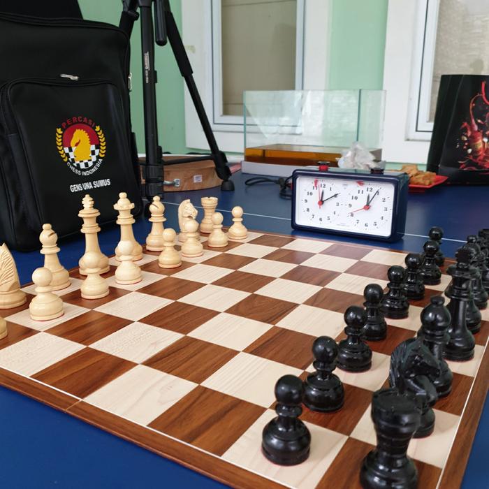 Jual chess board besar + timer clock catur analog - Kab. Tangerang ...