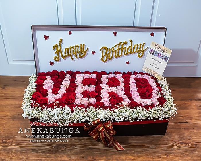 Jual Rangkaian Bunga Kotak Mawar Asli Inisial Nama Initial Name Flower ...